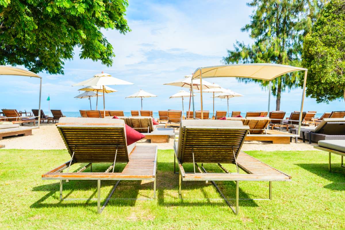 Commercial Outdoor Seating Areas | Keane Landscaping DFW
